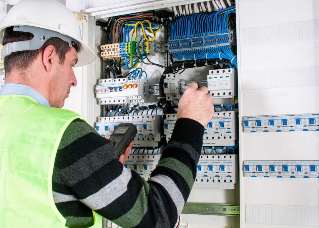 La maintenance électrique perfectionnement | Pôle Formation UIMM Occitanie