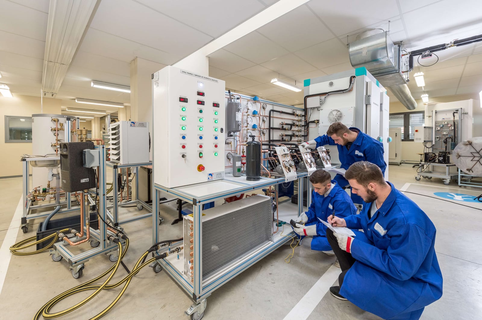 Les métiers du froid et de la climatisation | Pôle Formation UIMM Occitanie